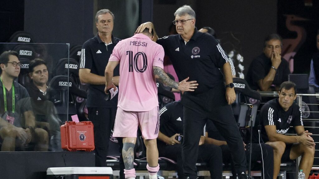 Messi medics confirm right ankle ligament injury, return date unknown ...