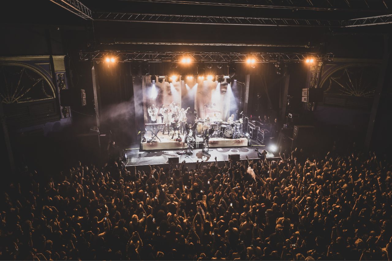 CA7RIEL & Paco Amoroso’s explosive gig in London - Buenos Aires Herald